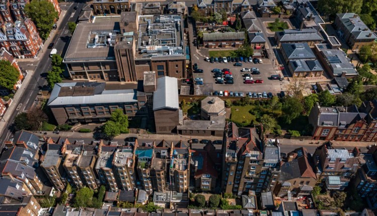 Land Attic: Tite Street